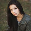 Picture of Emily Rudd
